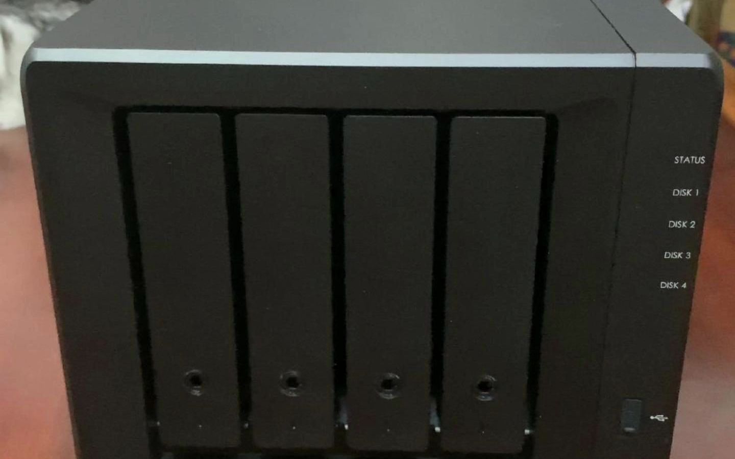 群晖920开箱及简单配置