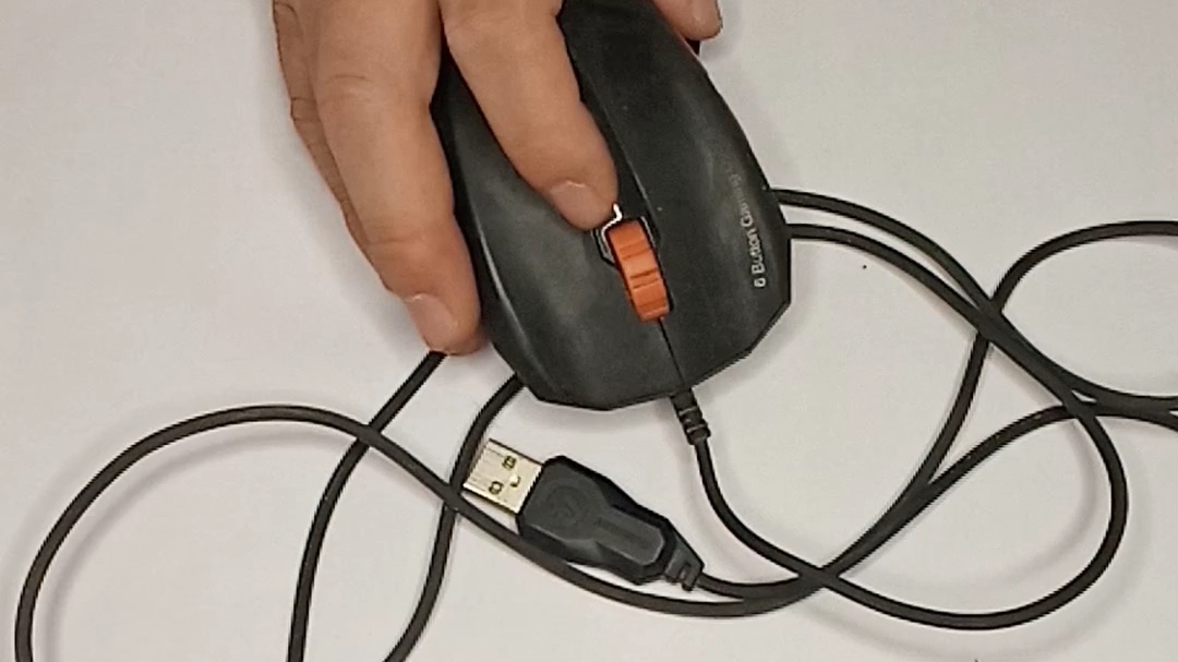 鼠标内部是什么样子?刘拆拆拆个鼠标给你看!