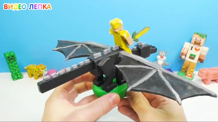 外国设计师用橡皮泥制成了史蒂夫和米斯特龙,小伙伴们觉得像吗