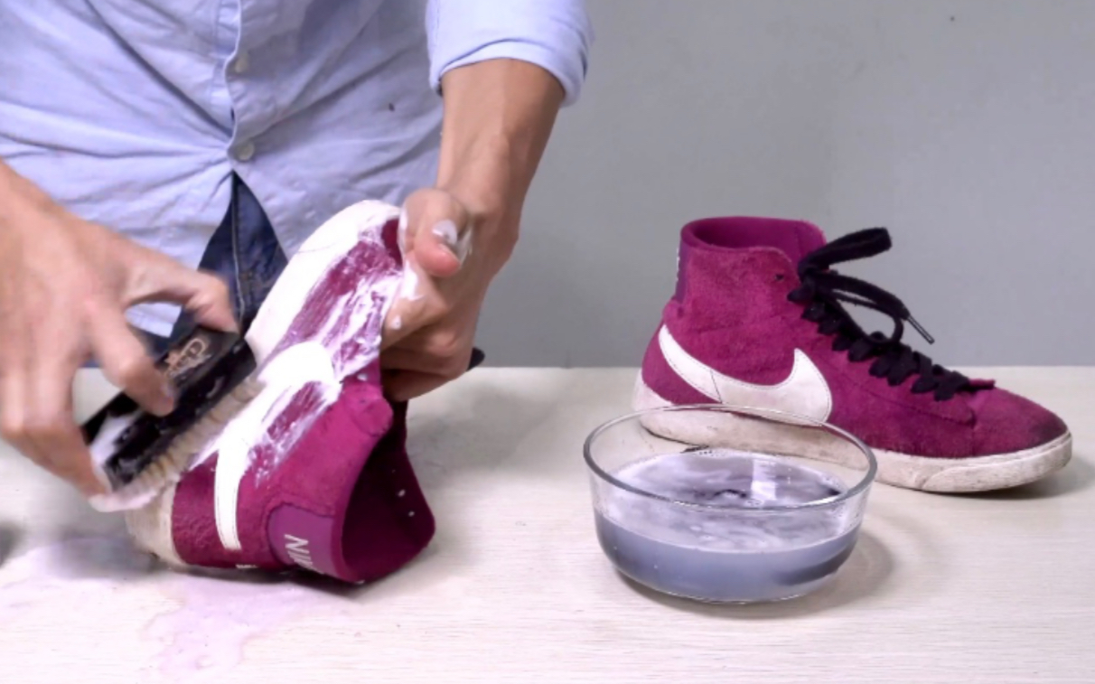 ...aj 耐克 NIKE麂皮球鞋清洁护理 绒面 磨砂皮运动鞋洗鞋教程分享。