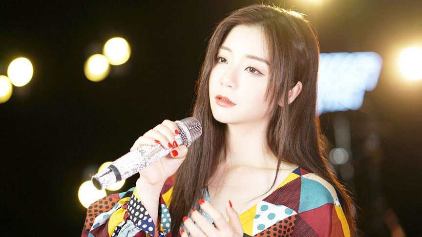 李宗盛林忆莲经典《当爱已成往事》很好听的女声版