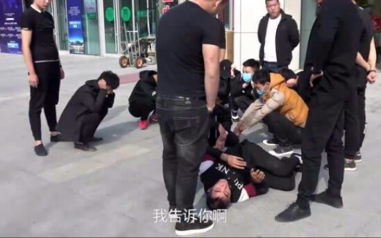 社会大哥帮打架,一千块钱一个人,个个身怀绝技,打谁都轻松!