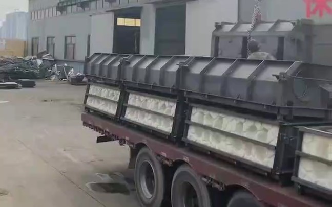 阶梯式生态护坡钢模具厂家价格