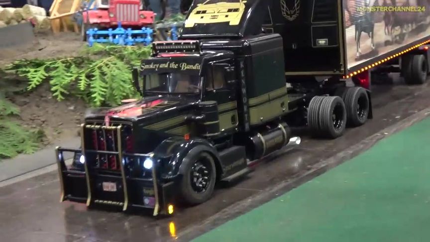 极具创意的RC卡车模型展,大人小孩都爱看,哪个改装征服了你