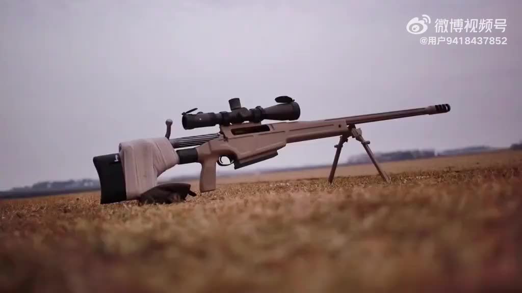 AWM实弹射击,装有15倍镜的AWM果然准