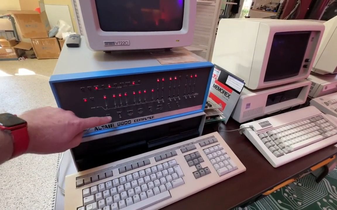 微软资深工程师告诉你:电脑是如何启动的?