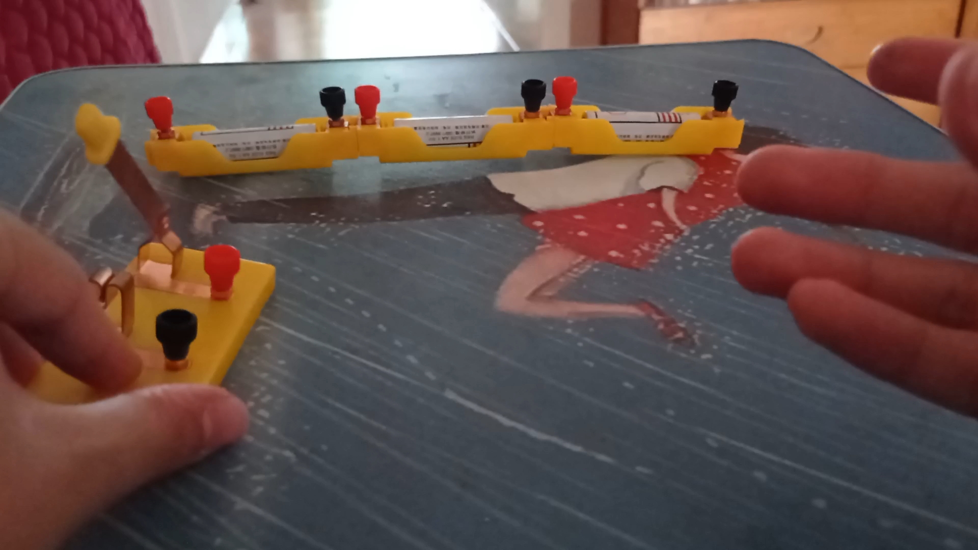 浮云的化学实验室——石墨的导电性