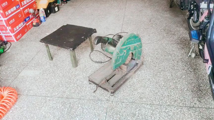 型材切割机更换砂轮片