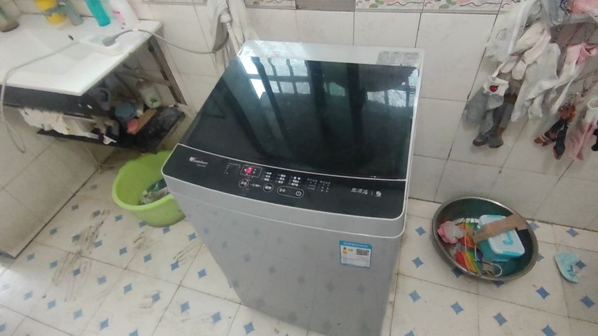 波轮洗衣机维修,能洗不能甩,不排水。教你自己在家维修。