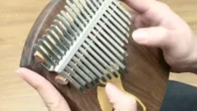 从制作到演奏拇指琴