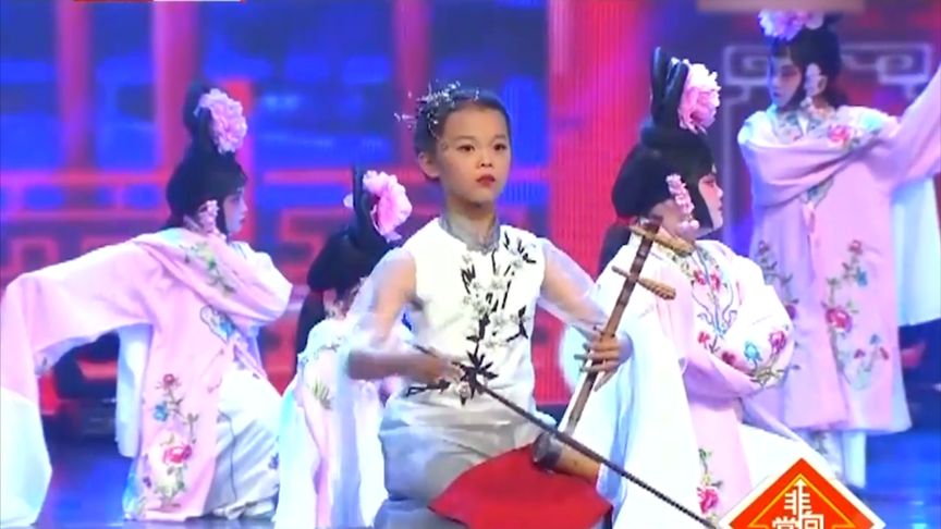 戏曲进校园,不仅丰富学生课余生活,还能传承传统文化|非常向上