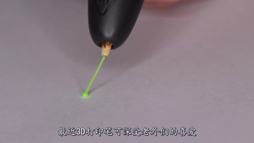 3D打印笔有多厉害?老外把它涂在手上,结果你猜怎么着?