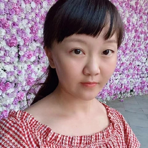 婷婷佩玉翡翠 