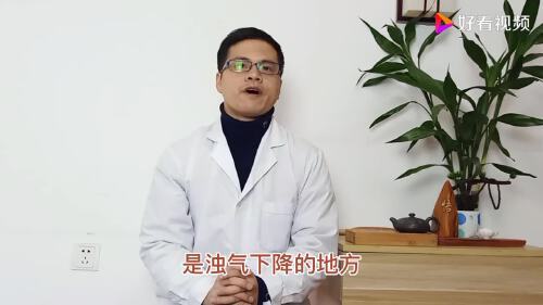 经常搓揉“涌泉穴”有哪些好处?这套手法学起来,益肾气,通肾经