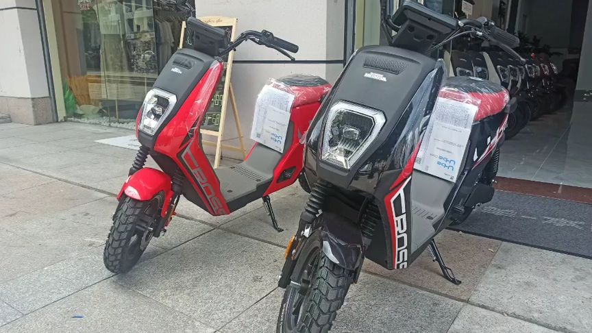 五羊本田新款电动车Ube CROSS 到店 一如既往的本田HONDA风格