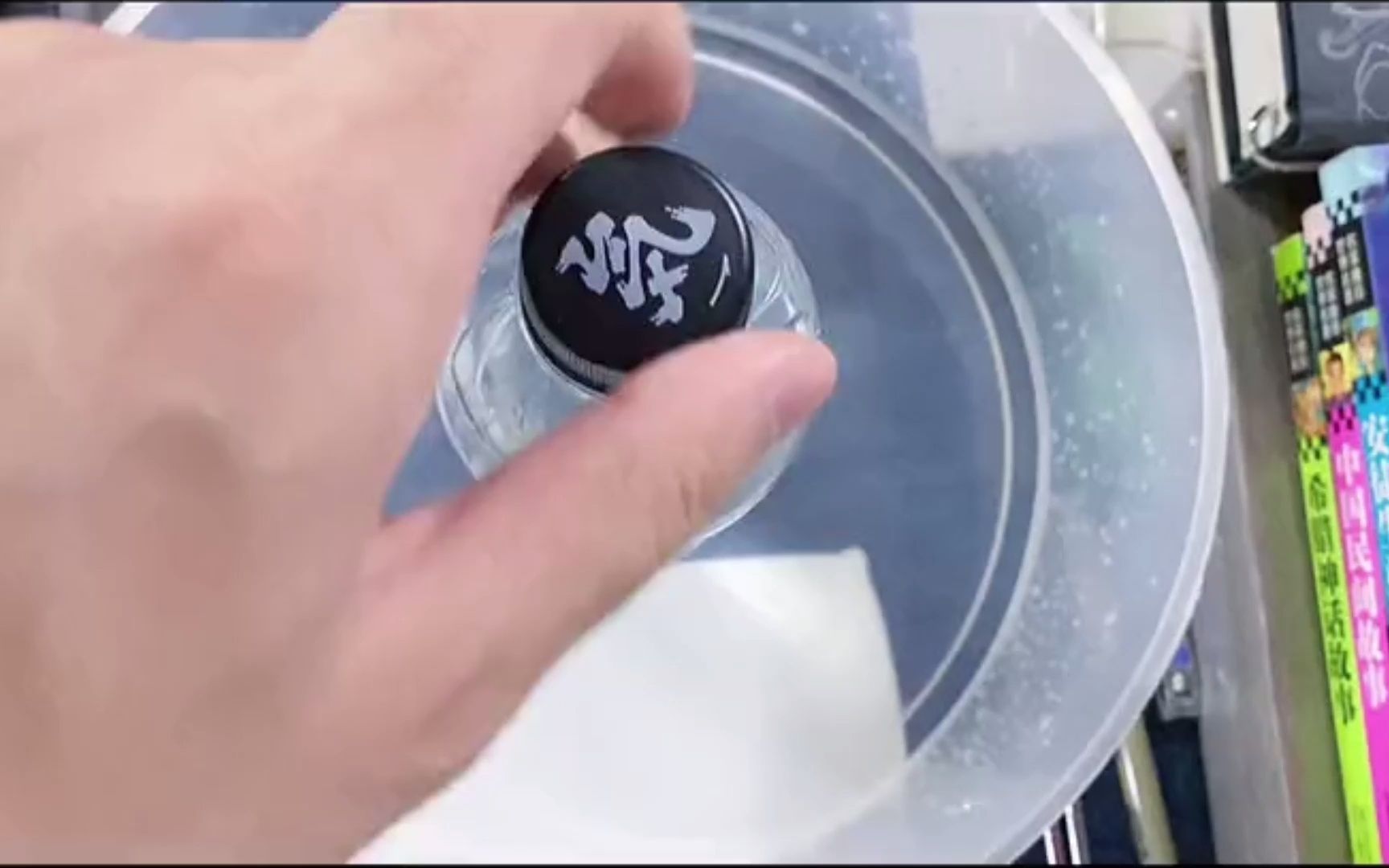 自制迷你小喷泉的原理是啥?记得留言展示留言你的答案噢