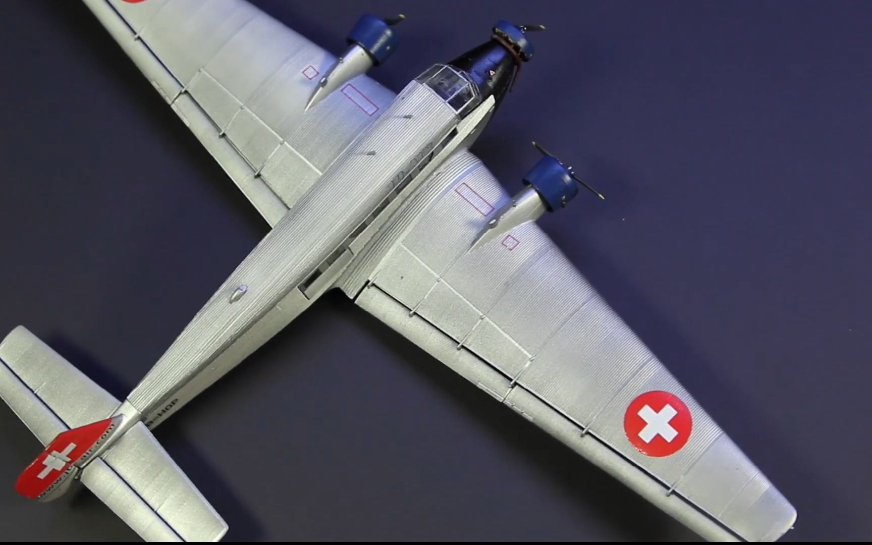 利华Revell 1/72 容克斯 Ju-52 JU-AIR 瑞士航空飞机模型制作视频