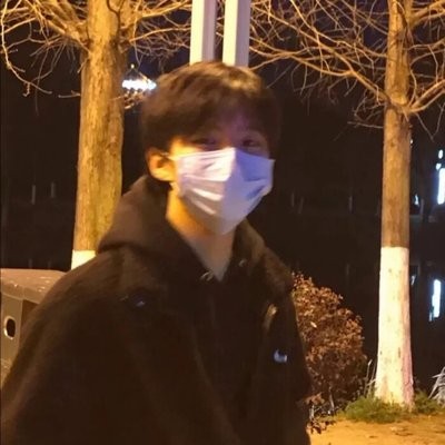 潋荏 