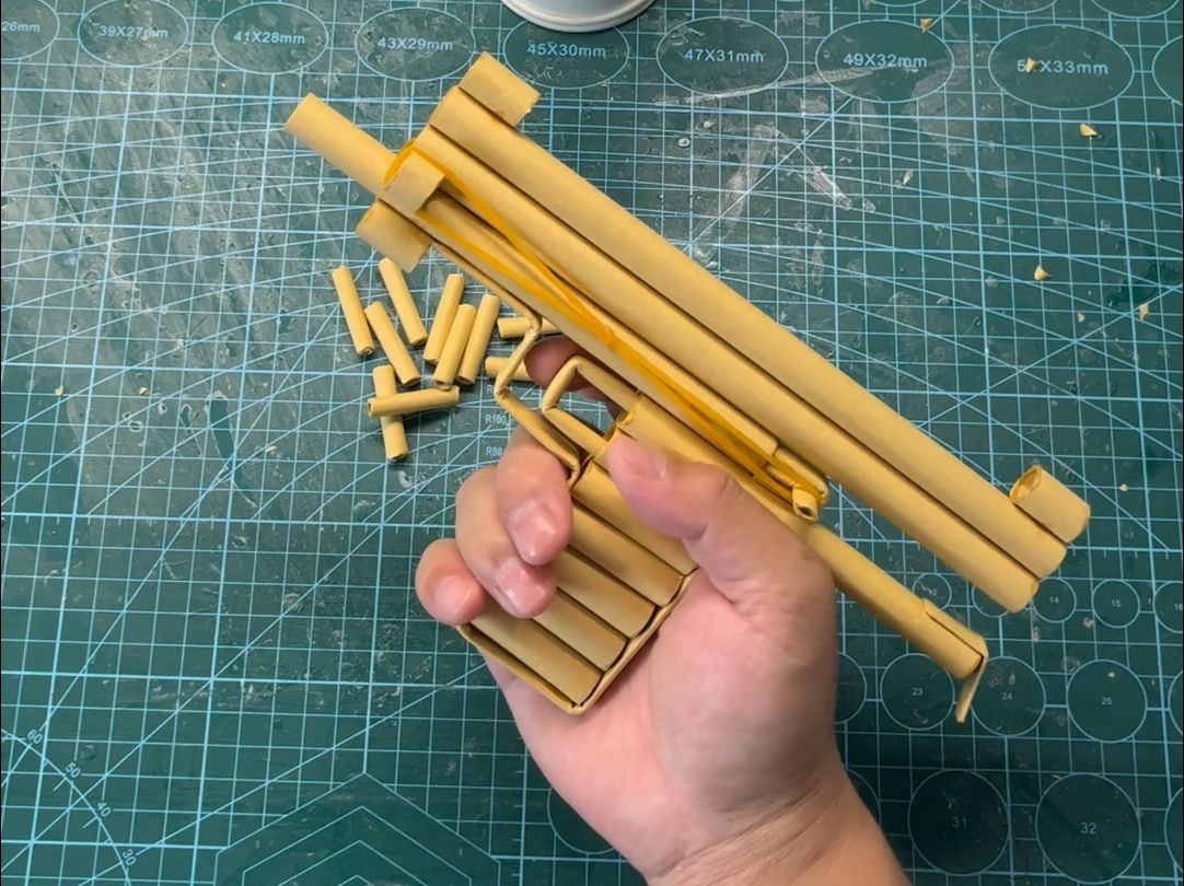 怪兽枪折纸教程,能够发射纸弹