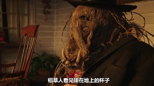 男人制作的稻草人居然复活了。科幻惊悚恐怖电影