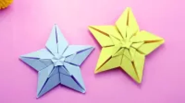 五角星的另一种折法,一张纸可以折出大小三个五角星,炫酷吧