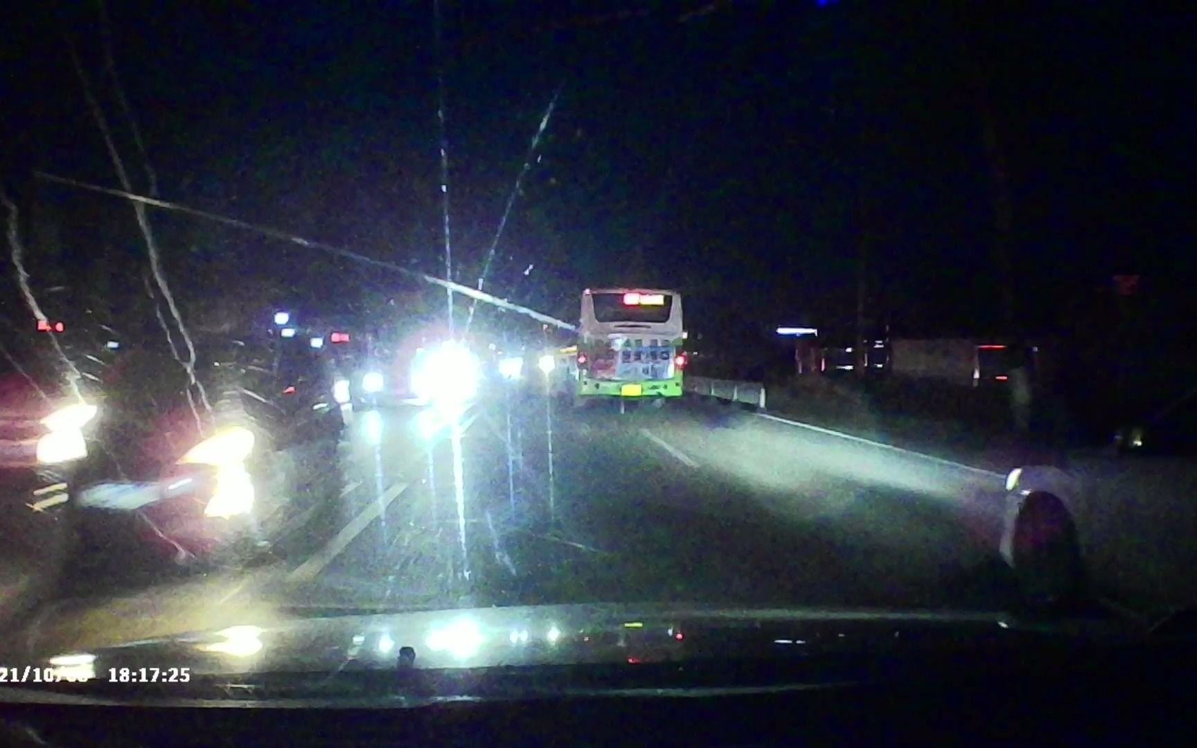 违法曝曝光--回家路上警示