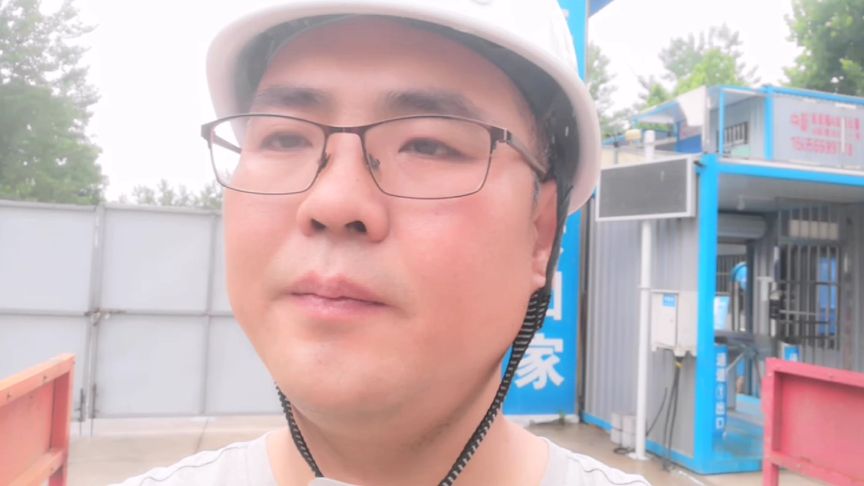 工程建设监理工作,就是发现问题,反映给施工单位,解决问题。