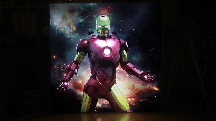 我做了一个钢铁侠的动感灯箱