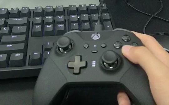 xbox elite 2 精英二代手柄A键断触现象,买回来后要先测试一下