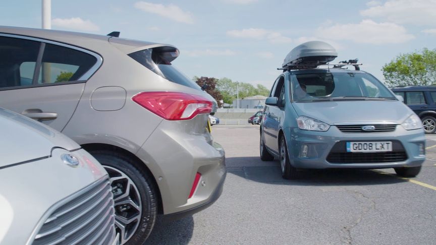 看完新款福克斯的这个功能后,我才知道啥叫人性化!