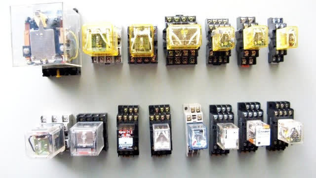 什么是继电器?它的工作原理是什么?看完这个视频就知道了