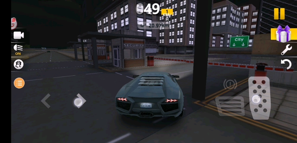 推荐一款自由度高的赛车游戏 互赞互粉 “赛车模拟器”