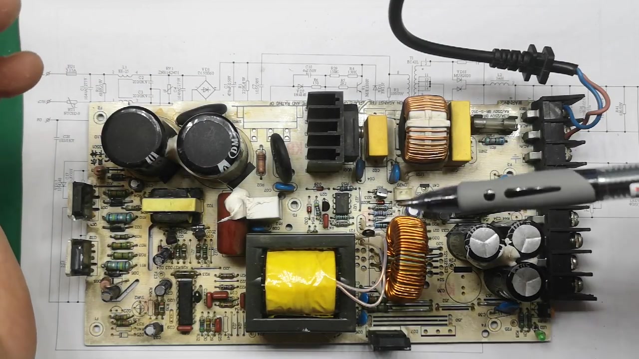 开关电源原理讲解(三十七)494电源的稳压电路与过流保护电路