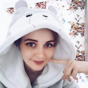 Nika黄亭亭 