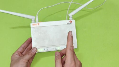 宽带师傅绝不透露!光猫竟藏这2个逆天功能,秒变路由器省下几百元