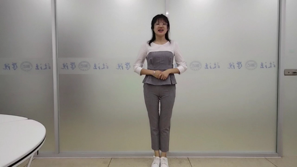 教师招聘1分钟自我介绍