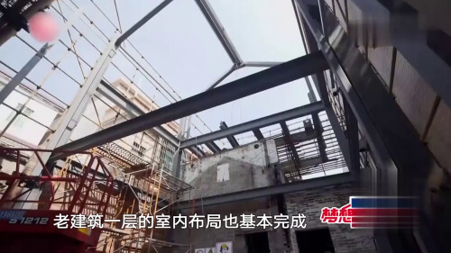 经过反复改造和设计,老建筑一层的室内布局基本完成