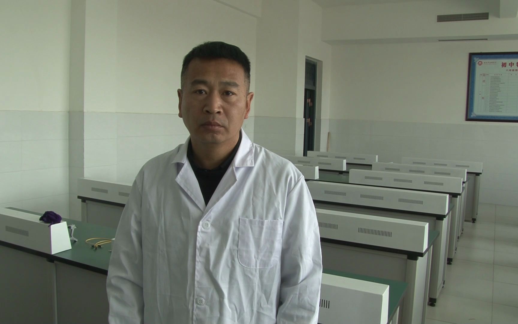 滑动变阻器改变灯泡亮度