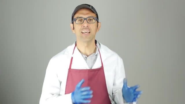 小伙子做电解实验观察电极周围的PH值,还真是大开眼界啊