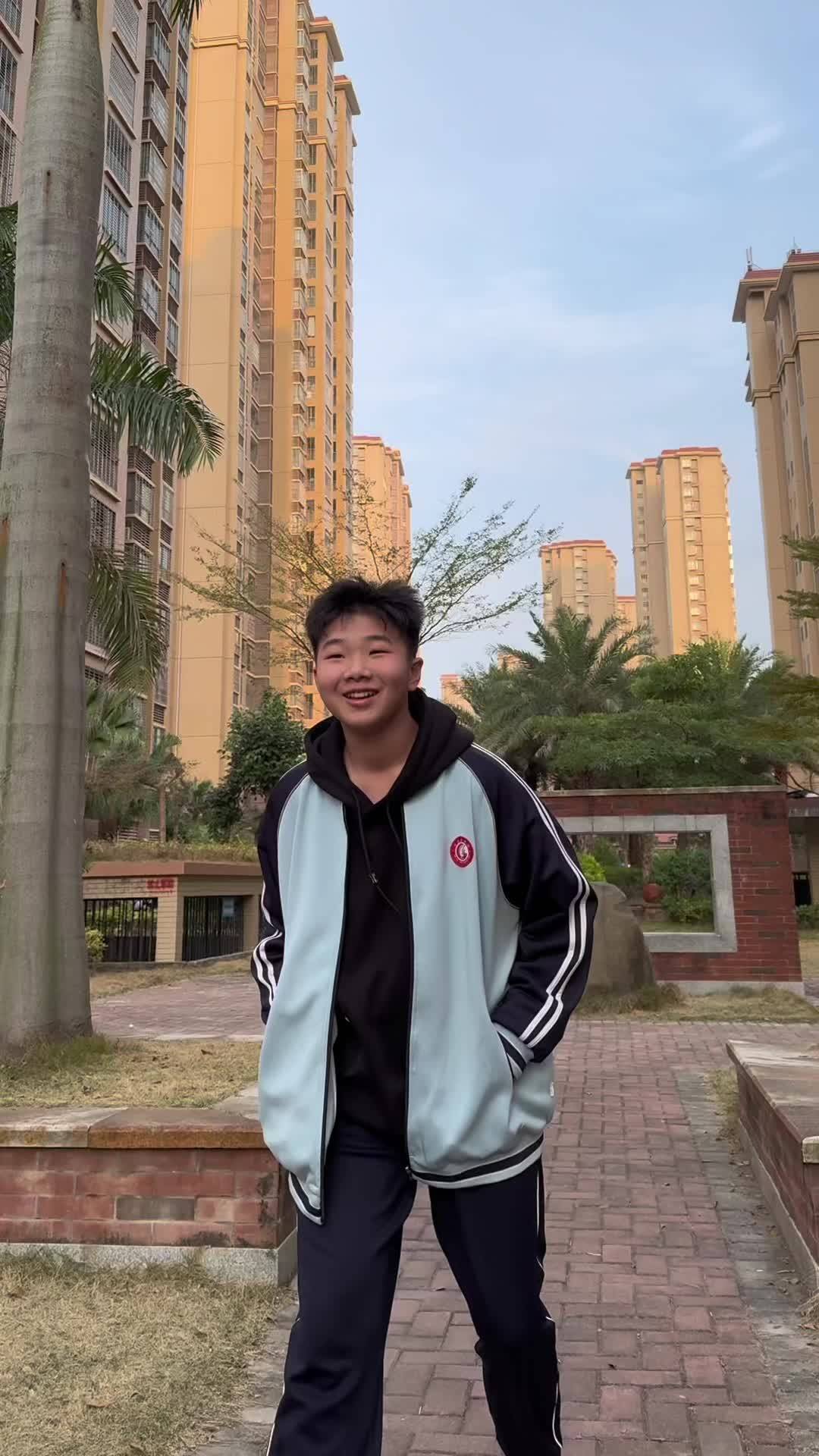 你能做几个#猛男挑战握力器#握力
