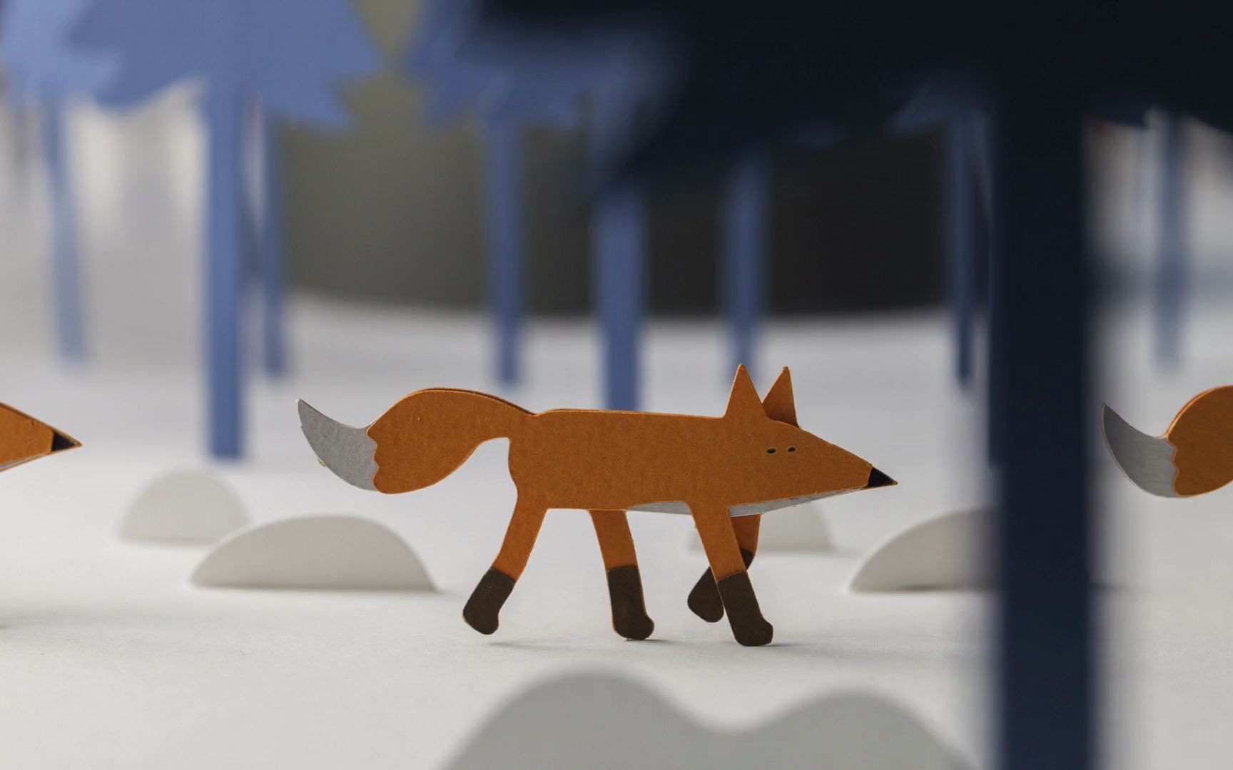 魔法转盘狐狸的圣诞节视觉美陈 唛丁科技互动装置定制开发设计制作...