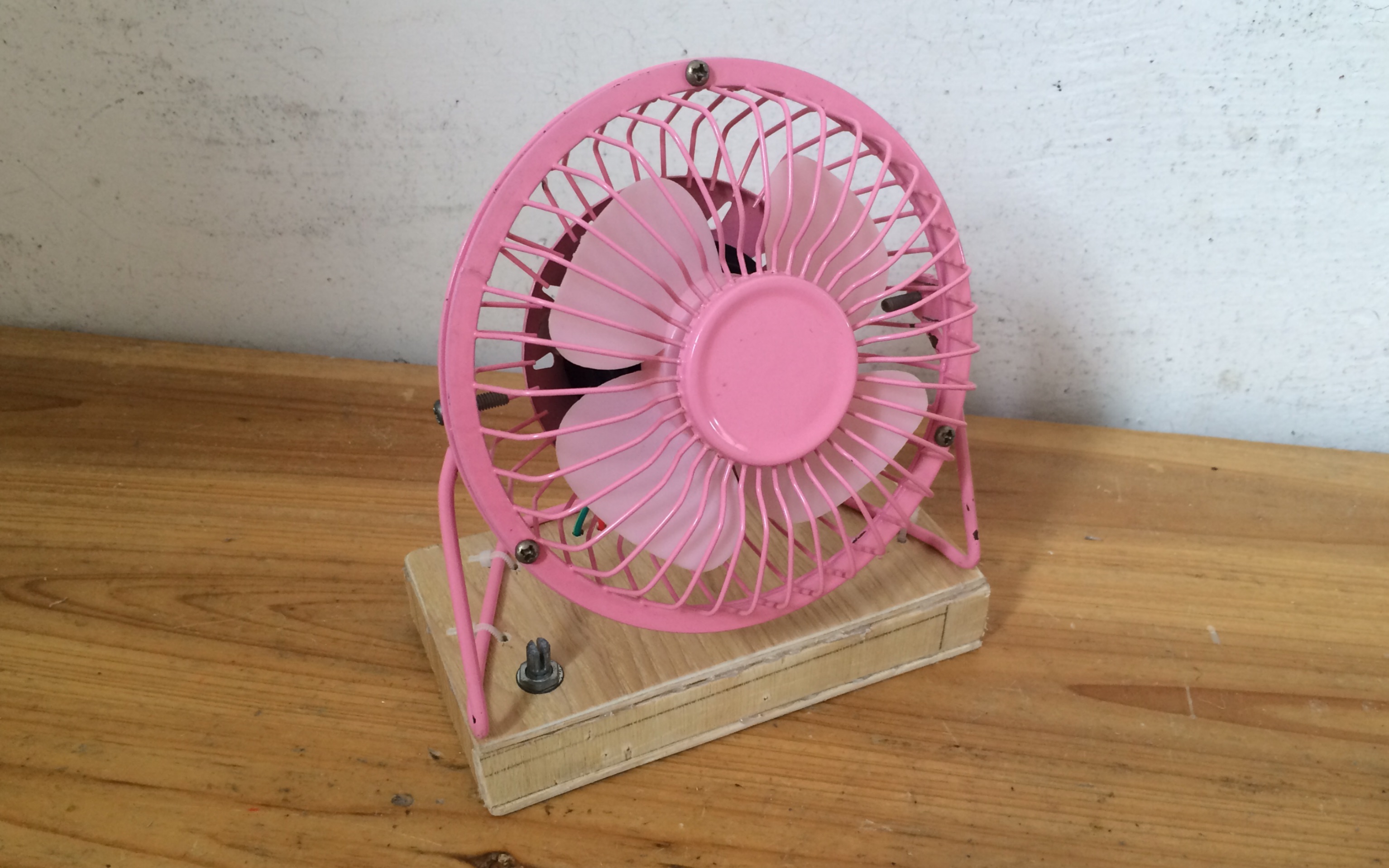 做一个可充电调速风扇,自制调速风扇,无级调速,18650电池供电,小商店...