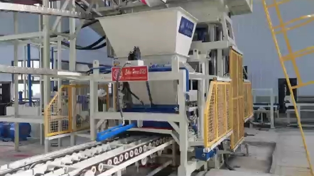 ...生产的制品从透水砖到各种路面砖制品对生态环境的改善做出了贡献。