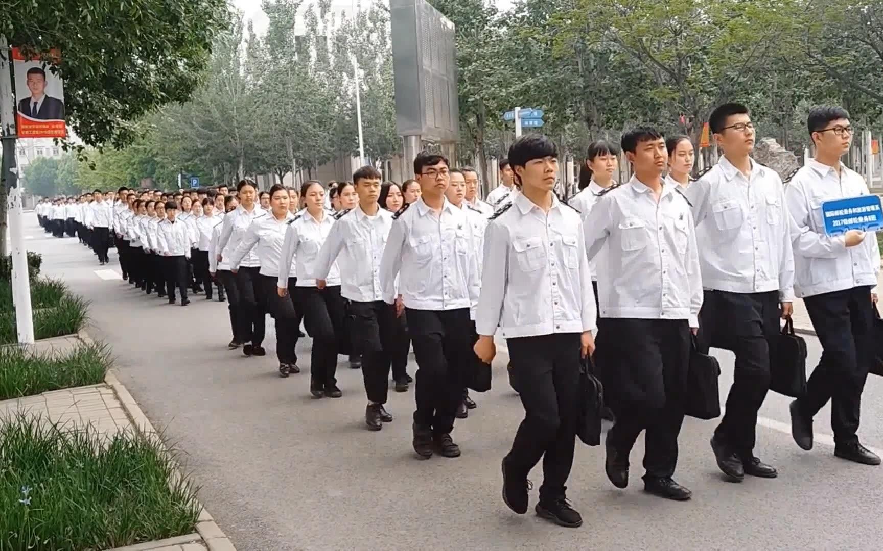 天津海运职业学院队列