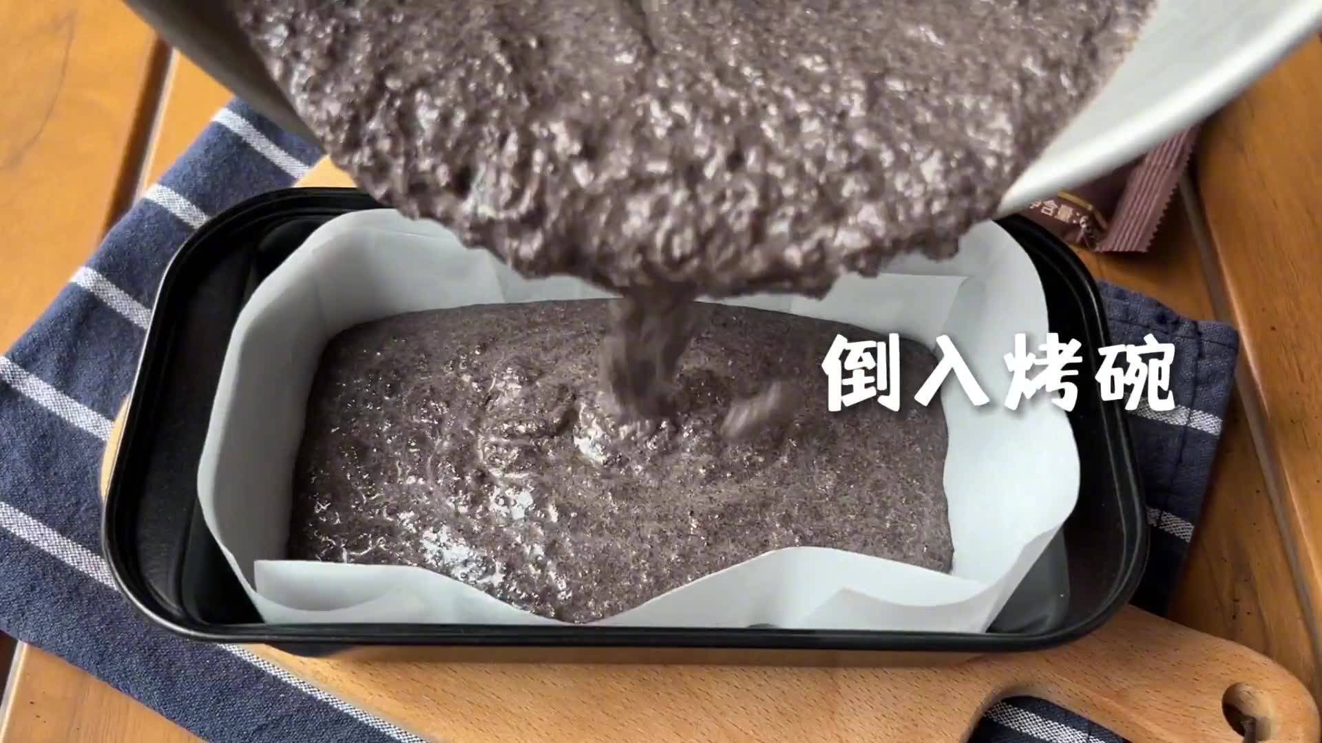 我发誓这是我今年做的最简单好吃的蛋糕!