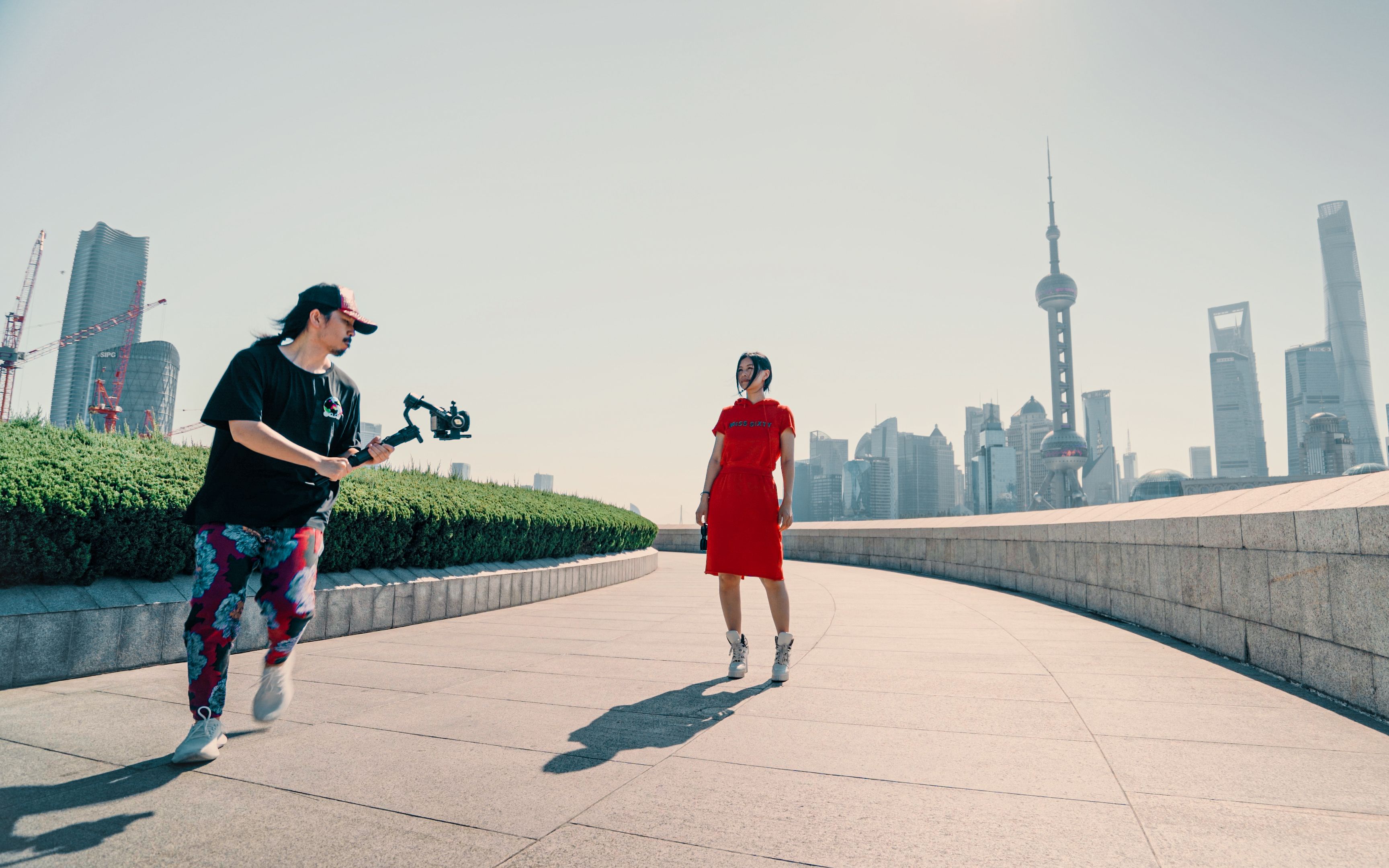 超实用!7个简单易学的电影感运镜教程|智云云鹤2S上手实拍