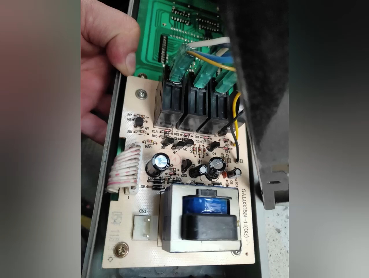 格兰仕微波炉通电不加热80434