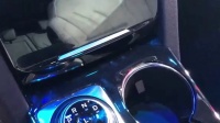 福特全新SUV锐际实拍: 悬浮式中控屏, 旋钮式换挡机构, 用料厚道