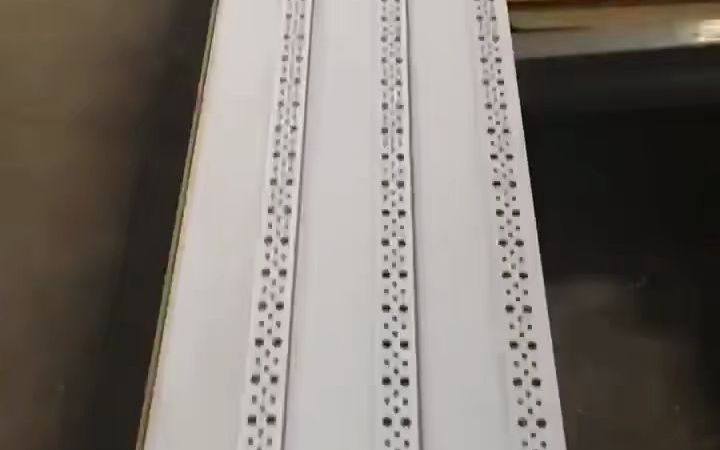 河南木饰面穿孔吸音板中音环保无味3米长室内吸音墙板定制