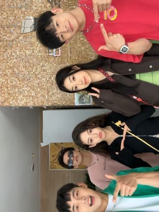 5个人5种版本的手势舞